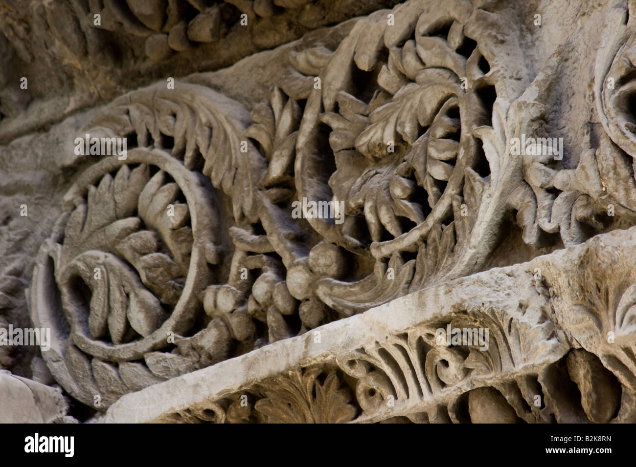 Roman column hi-res stock photography and images - Alamy