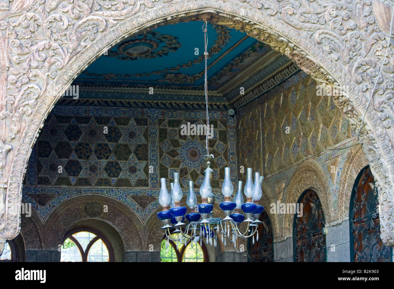 Damascus house inside hi-res stock photography and images - Alamy