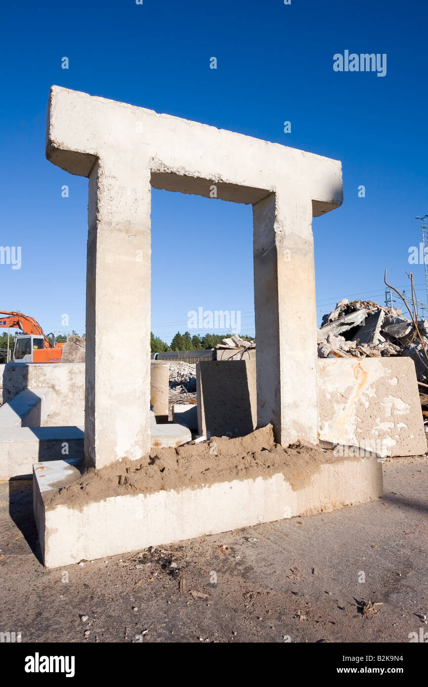 Tearing down house hi-res stock photography and images - Alamy