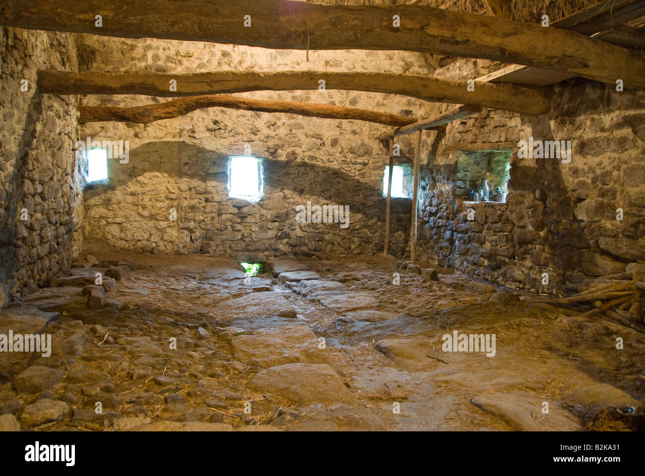 Devon longhouse hi-res stock photography and images - Alamy