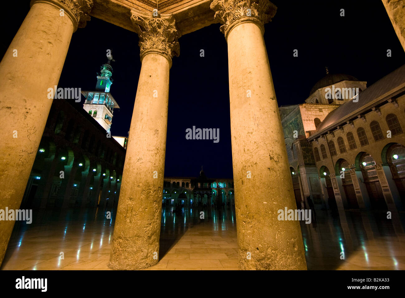Night at Umayyad Mosque in Damascus Syria Stock Photo - Alamy