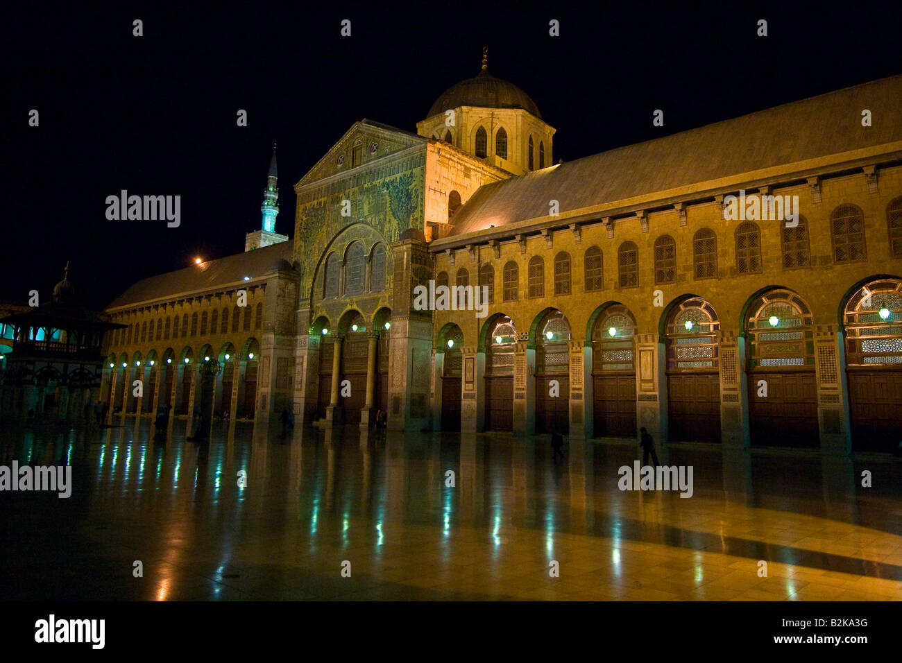Night at Umayyad Mosque in Damascus Syria Stock Photo - Alamy
