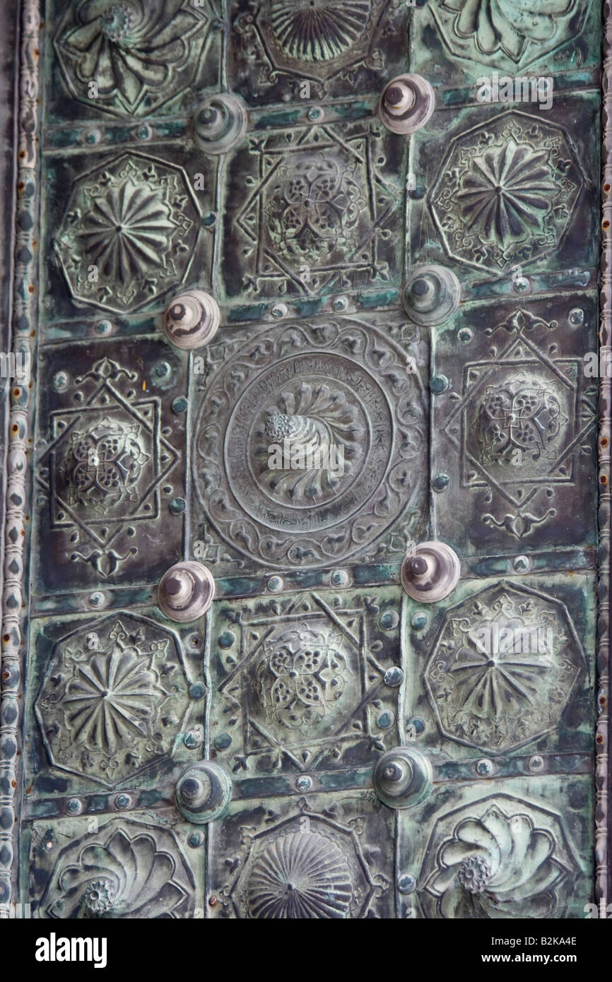 Ornate Door at Umayyad Mosque in Damascus Syria Stock Photo - Alamy