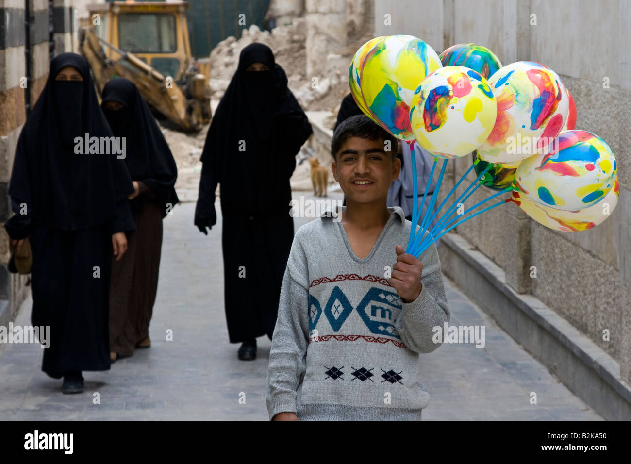 Muslim burka hi-res stock photography and images - Alamy