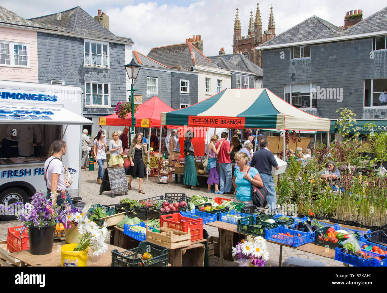 Totnes market hi-res stock photography and images - Alamy