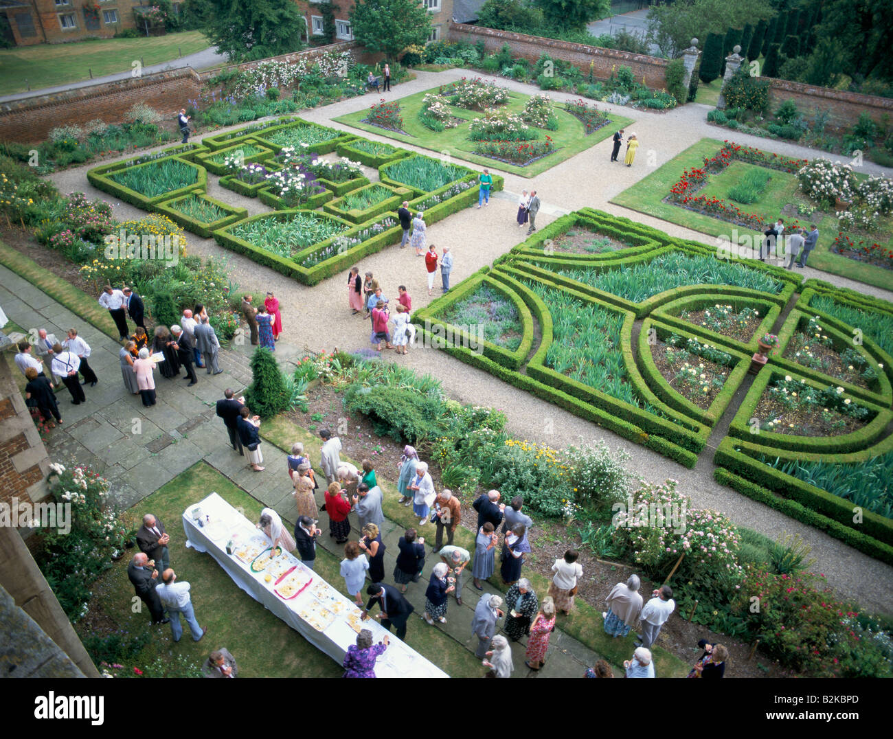 doddington hall lincolnshire view of gardens Stock Photo - Alamy