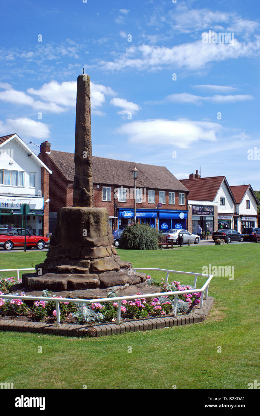 The old cross and The Green, Meriden, West Midlands, England, UK Stock ...