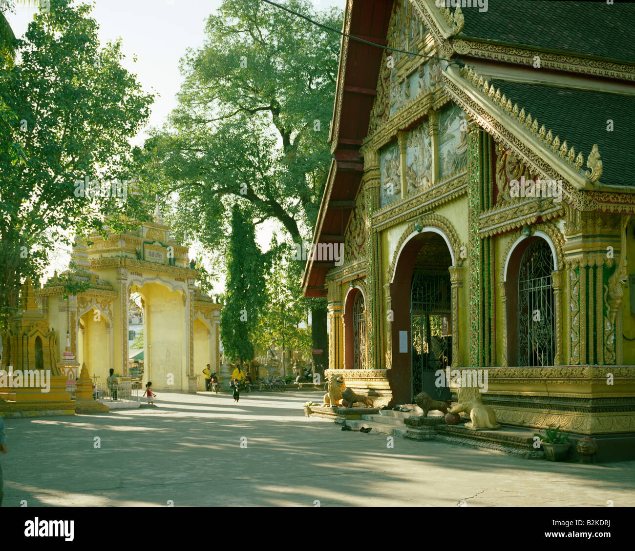 Vat si muang hi-res stock photography and images - Alamy