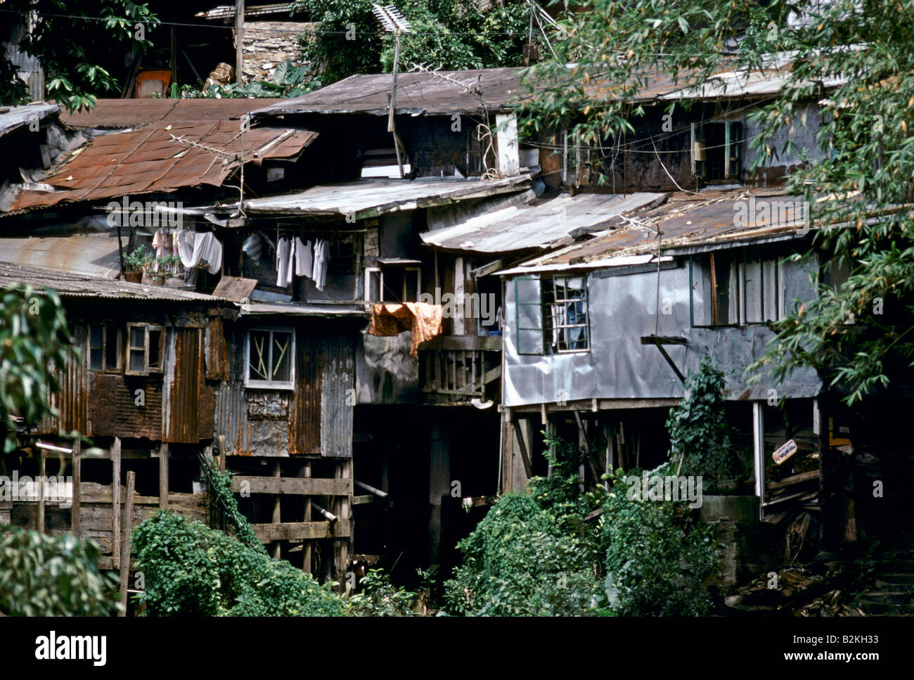 slum housing hong kong Stock Photo - Alamy