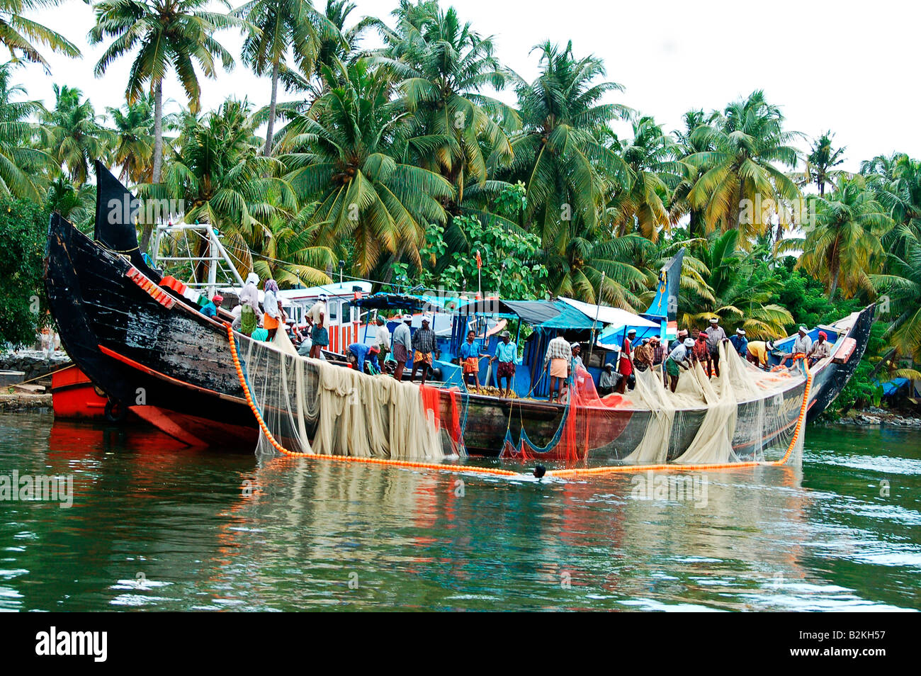 Kollam fishing boat hi-res stock photography and images - Alamy
