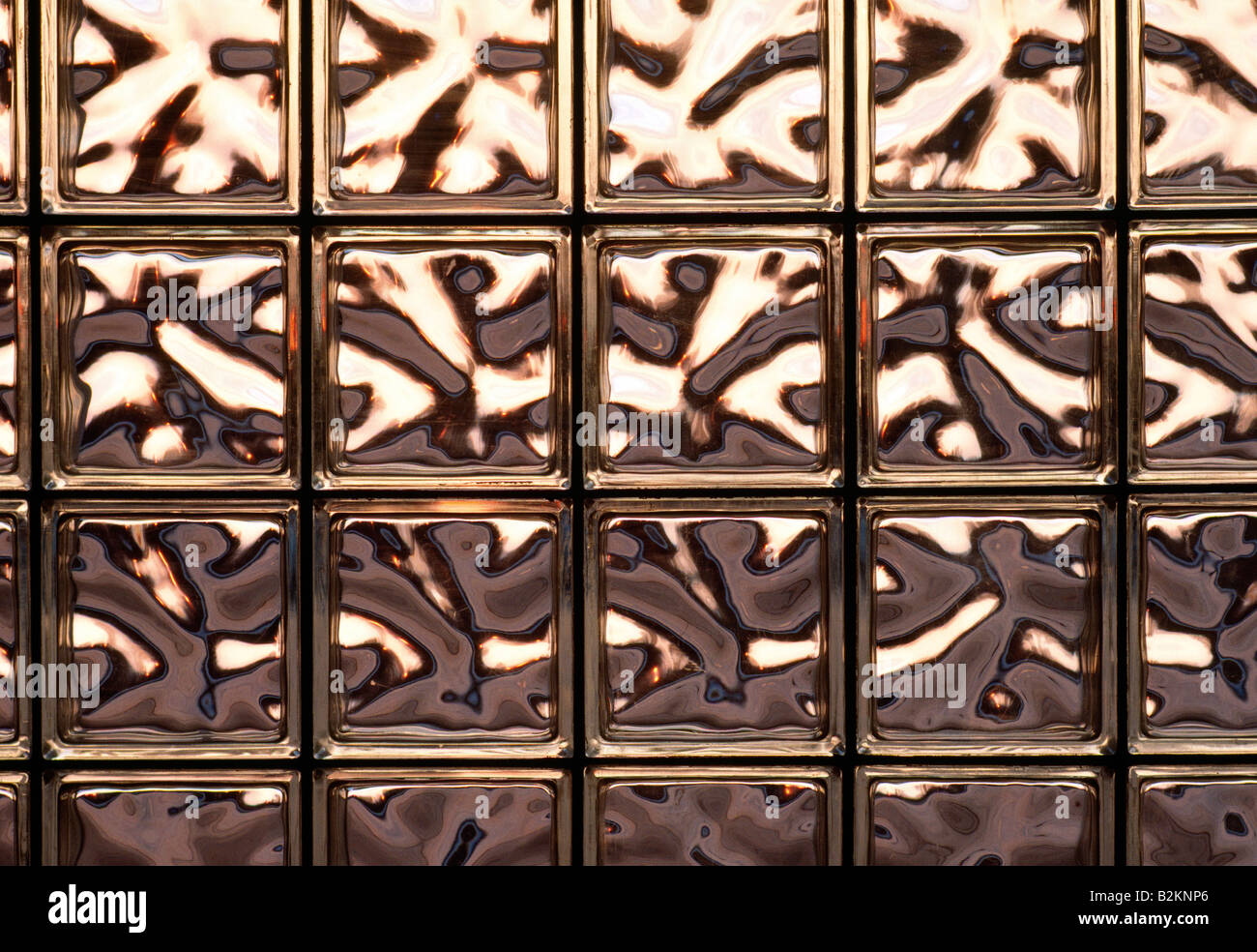 Backlit glass objects hi-res stock photography and images - Alamy