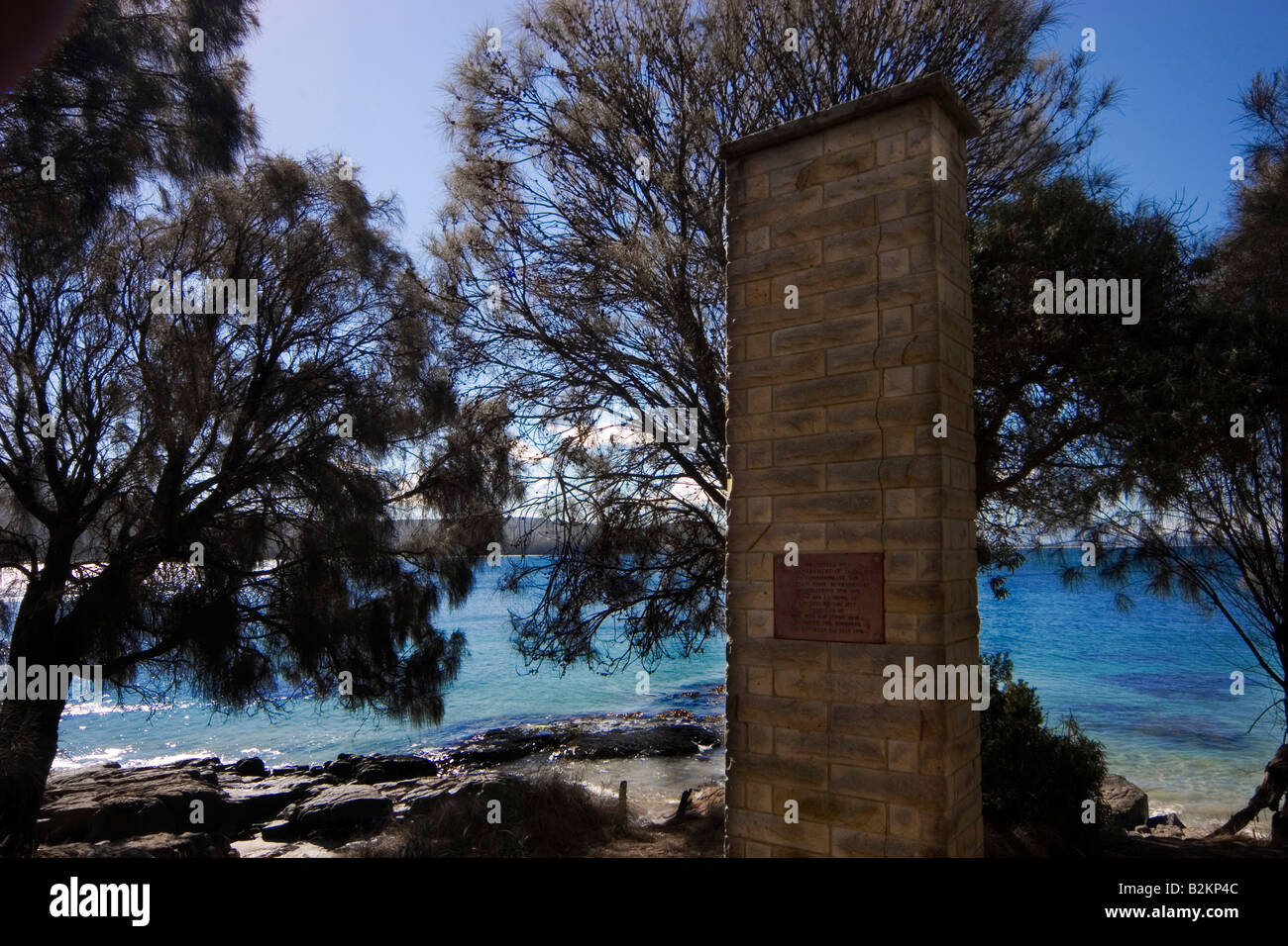 Captain cook monument hi-res stock photography and images - Alamy