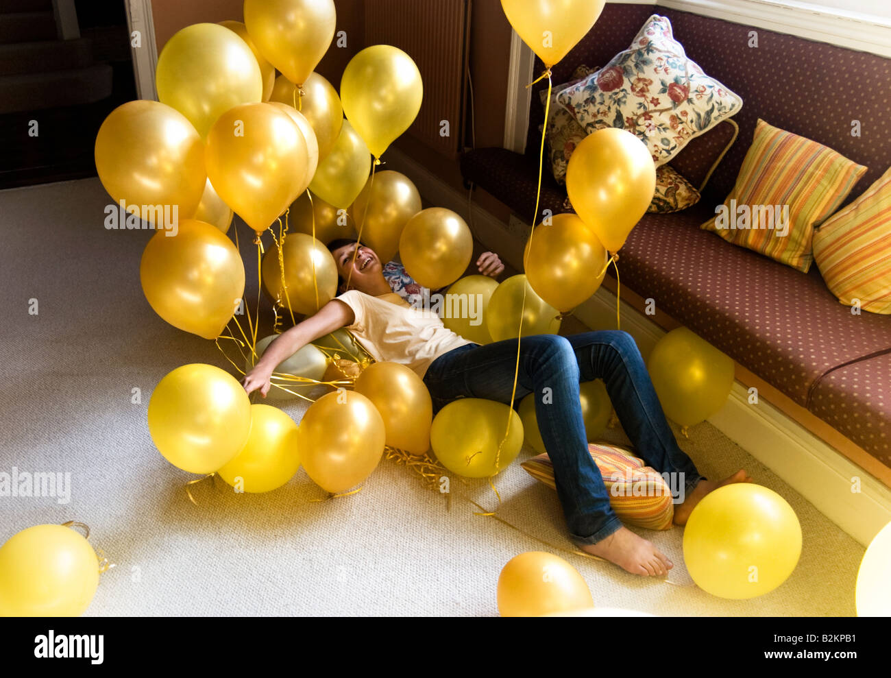 Lifted by balloons hi-res stock photography and images - Alamy