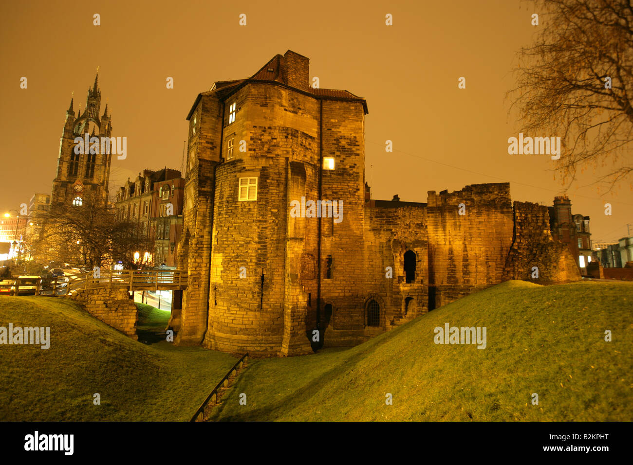 City of Newcastle, England. Medieval castle gatehouse, The Black Gate ...