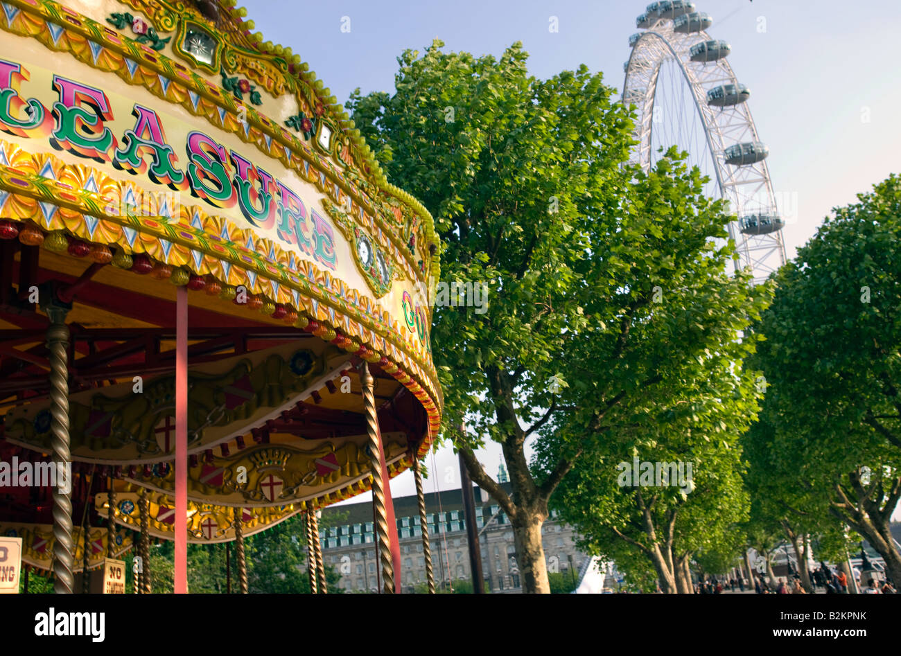 Fairground england hi-res stock photography and images - Alamy