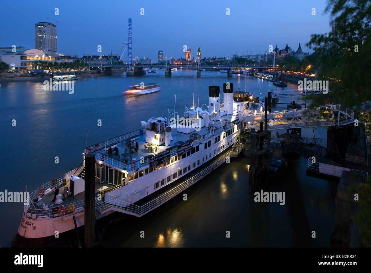 TATTERSHALL CASTLE PUB RIVER THAMES EMBANKMENT LONDON ENGLAND UK Stock ...