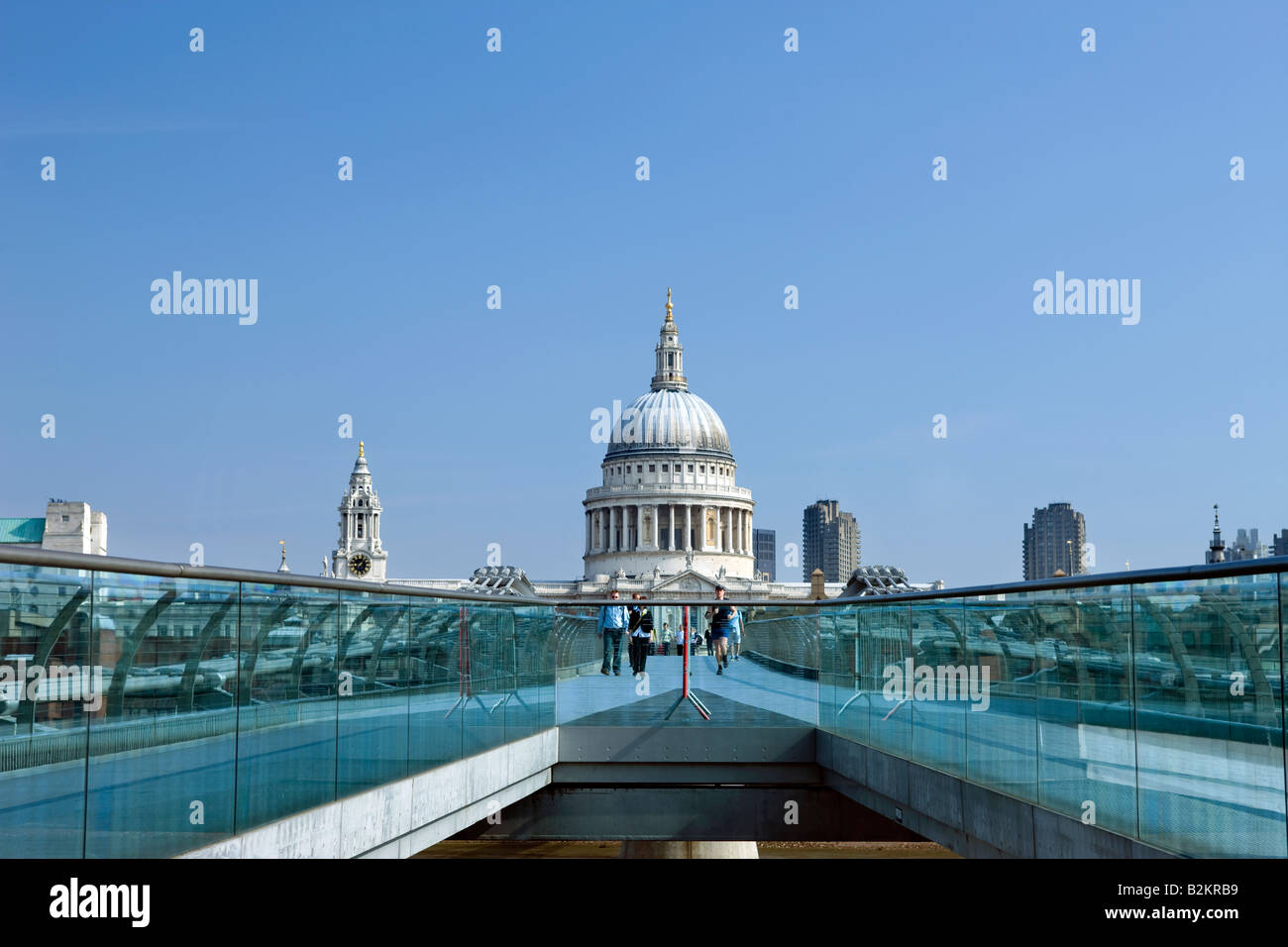 MILLENNIUM FOOTBRIDGE (©NORMAN FOSTER 2002) SAINT PAULS CATHEDRAL DOME ...