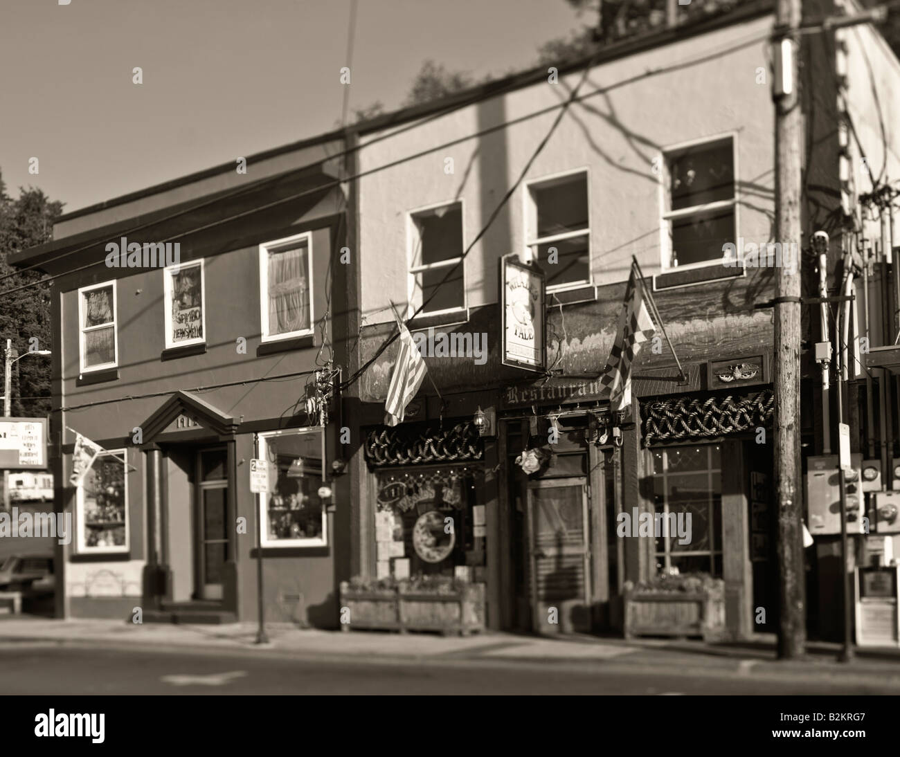 Local storefront hi-res stock photography and images - Alamy