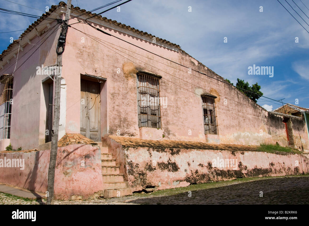 Pink Building in Trinidad, Cuba Stock Photo - Alamy