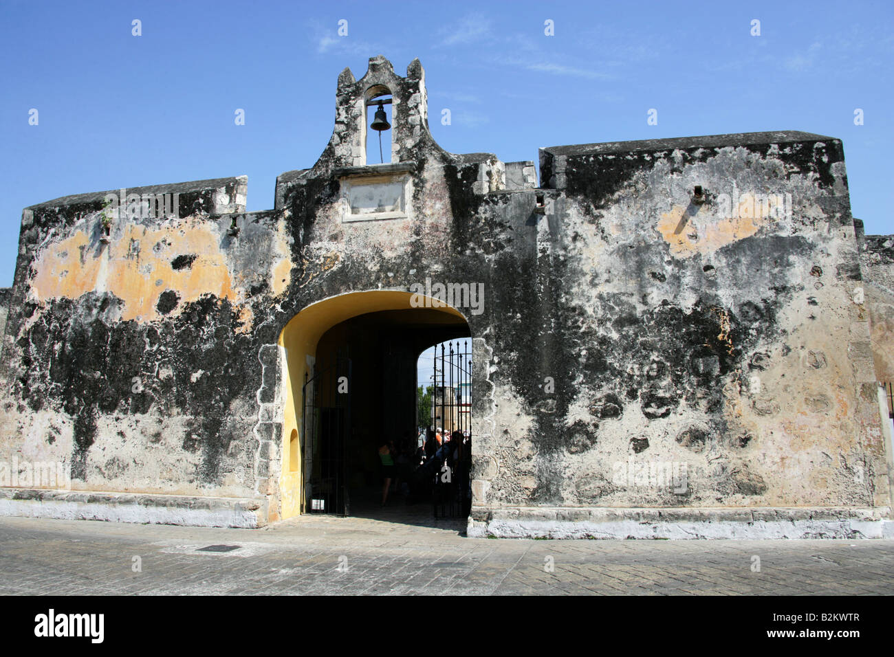 Fortified Wall Surrounding Campeche, Mexico. Built by the Spanish in ...