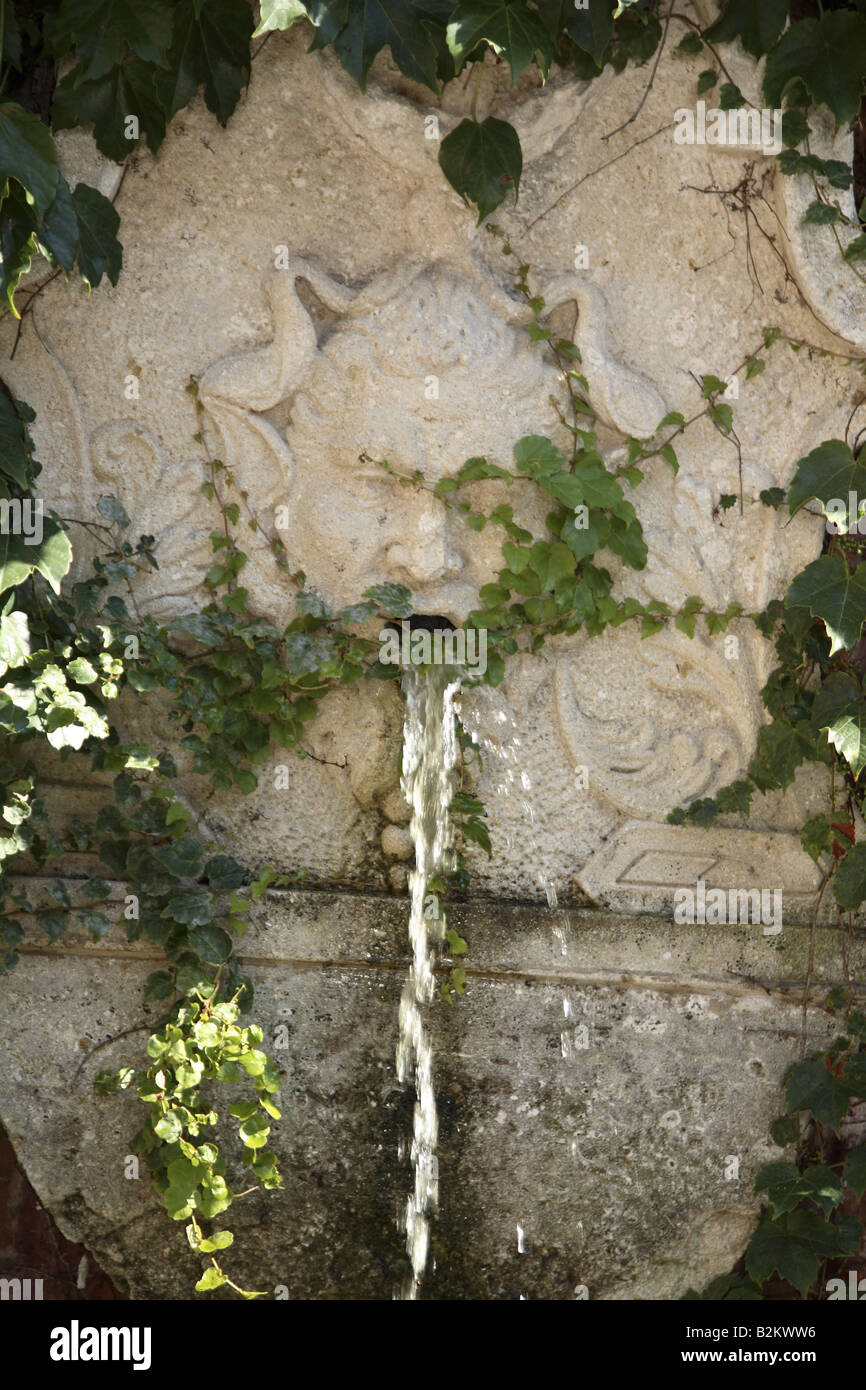 ornate water fountain Stock Photo - Alamy