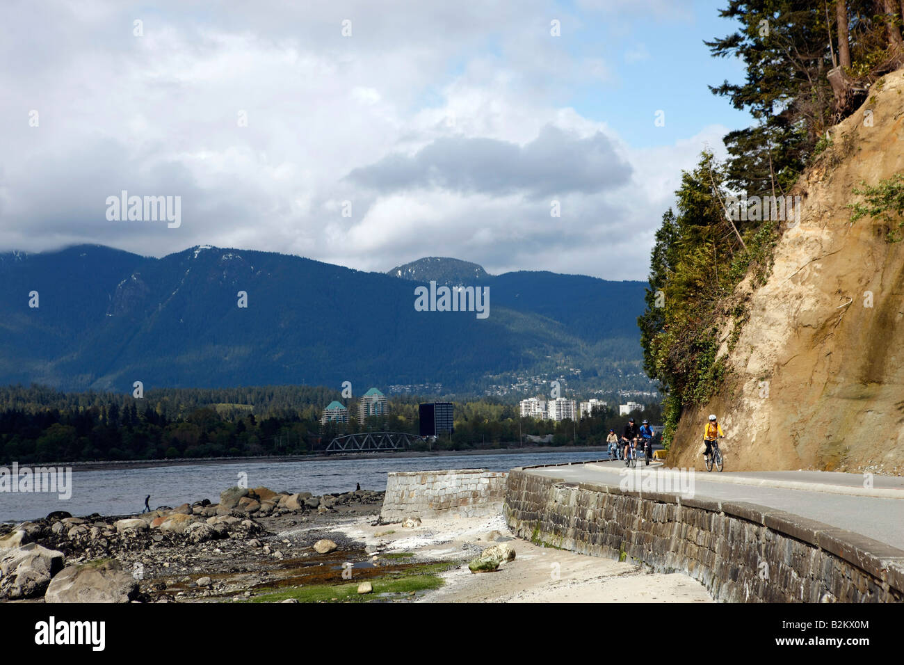 Female roller blading hi-res stock photography and images - Alamy