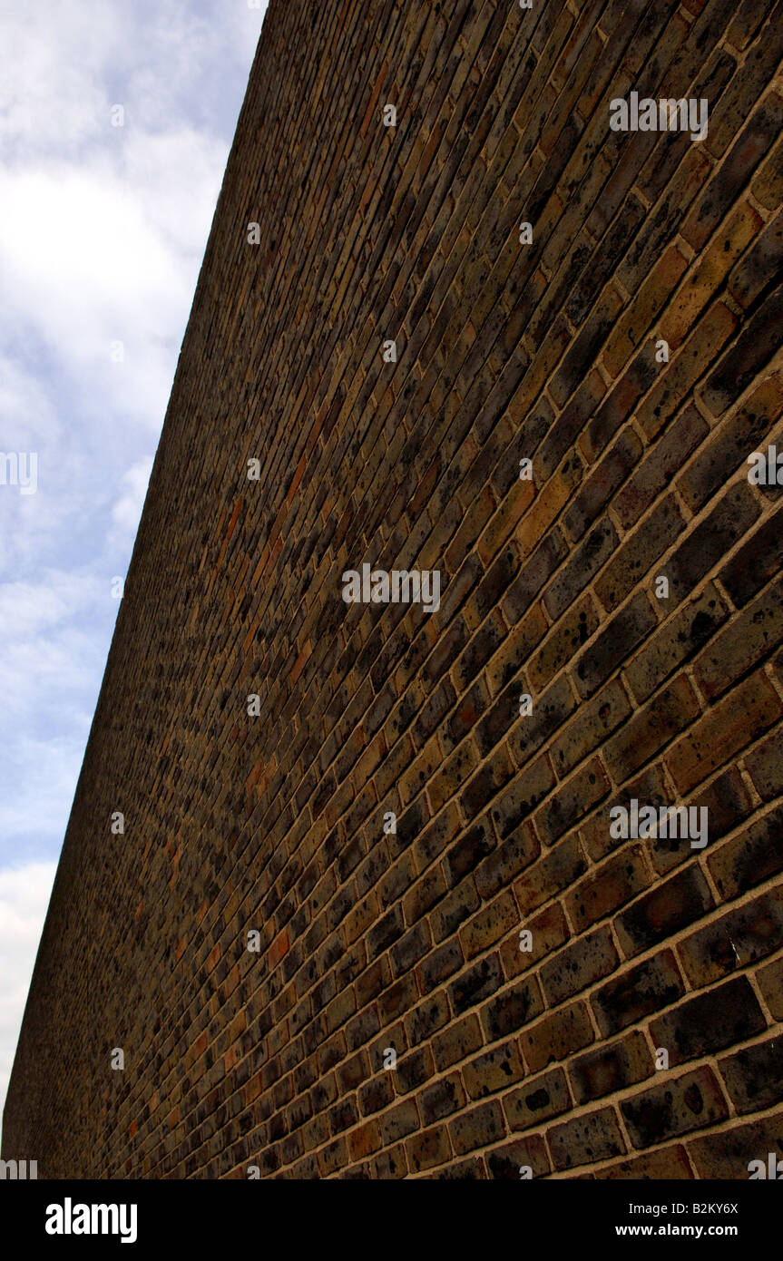 High prison wall hi-res stock photography and images - Alamy