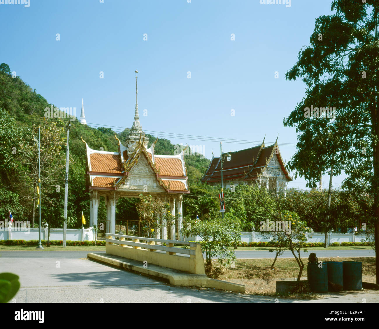 Petchaburi buddha hi-res stock photography and images - Alamy