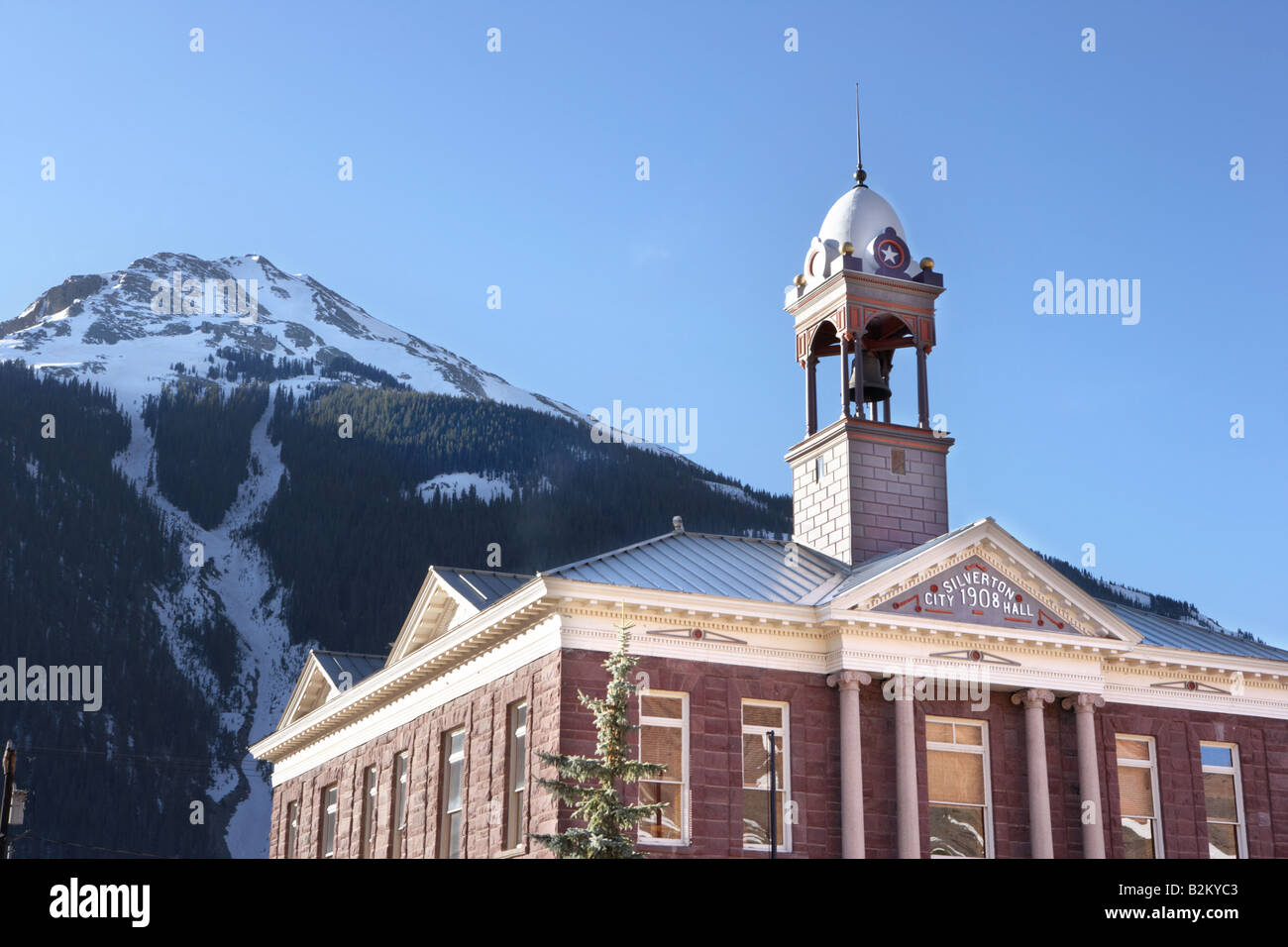 Public town hall usa hi-res stock photography and images - Alamy