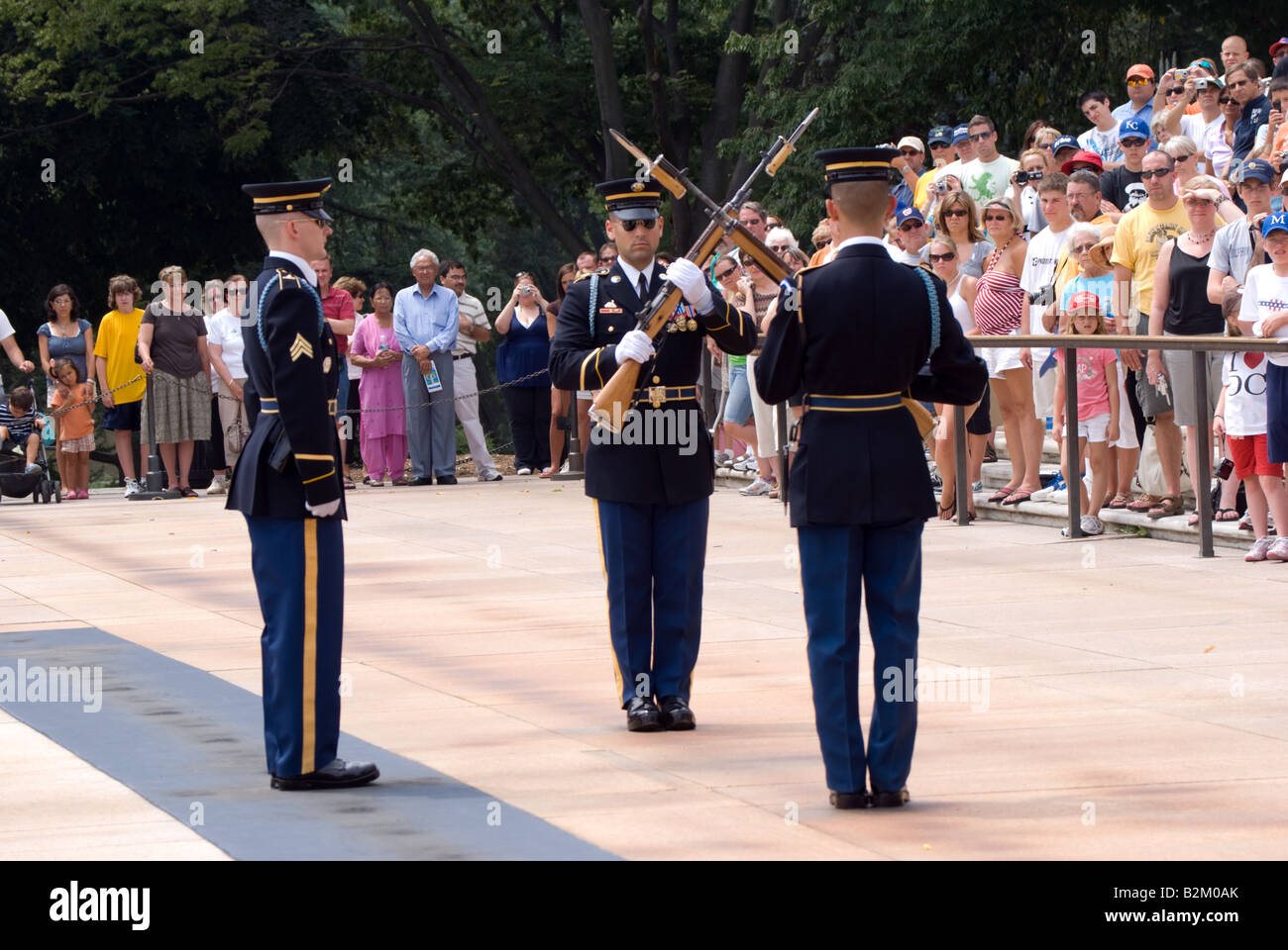 Tomb of the Unknown Soldier, Changing of the Guard, Arlington Cemetery ...