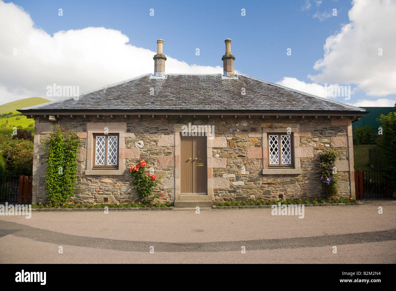 Traditional scotland architecture hi-res stock photography and images ...