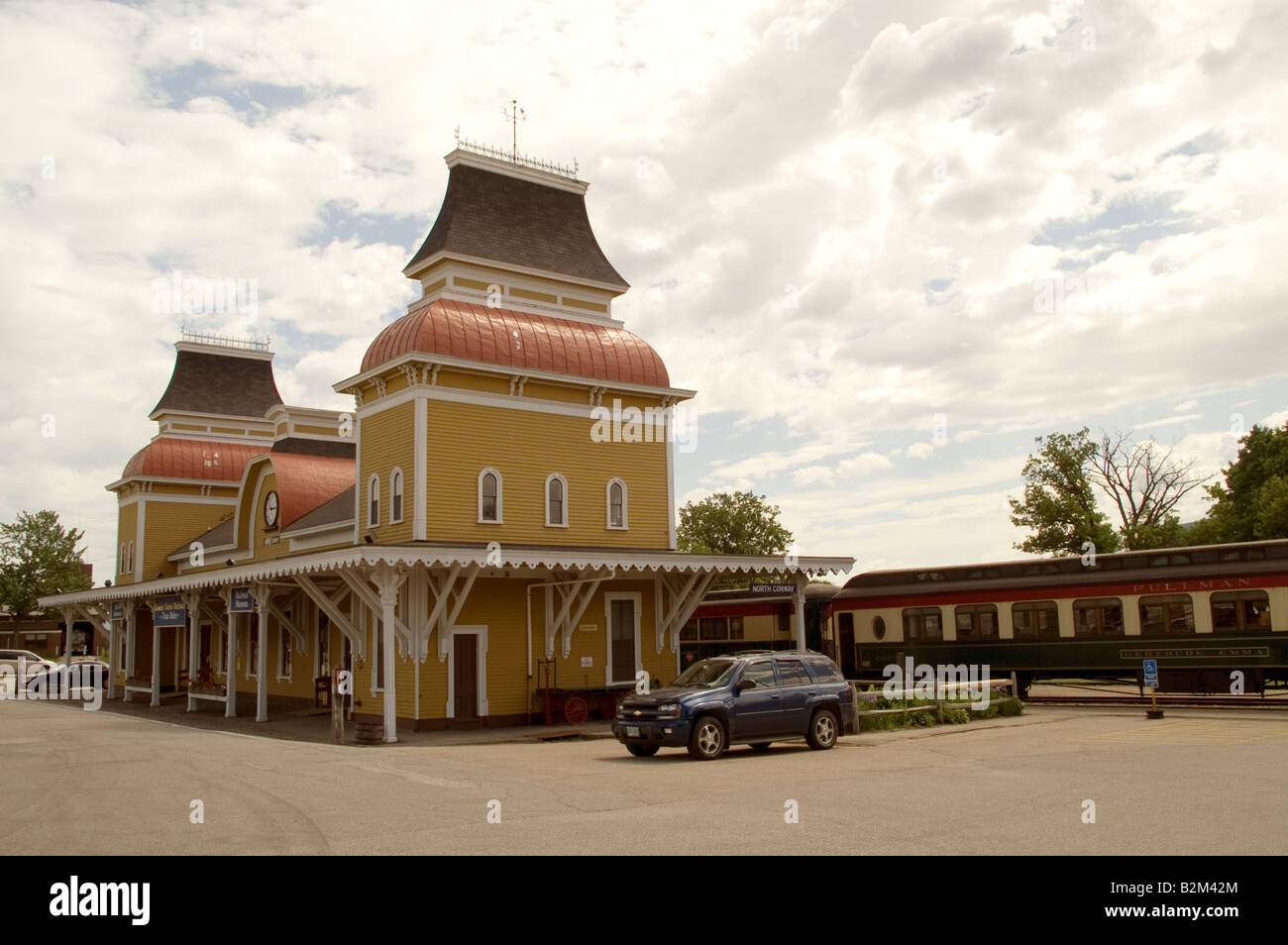 Conway, Railway station Stock Photo - Alamy