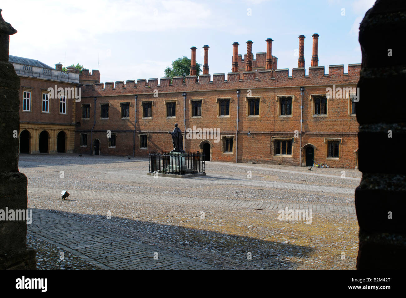 Inner Courtyard of Eton College , Berkshire , England , UK Stock Photo ...