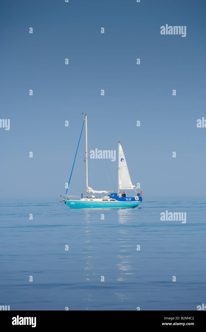 Sailing boat blue hi-res stock photography and images - Alamy