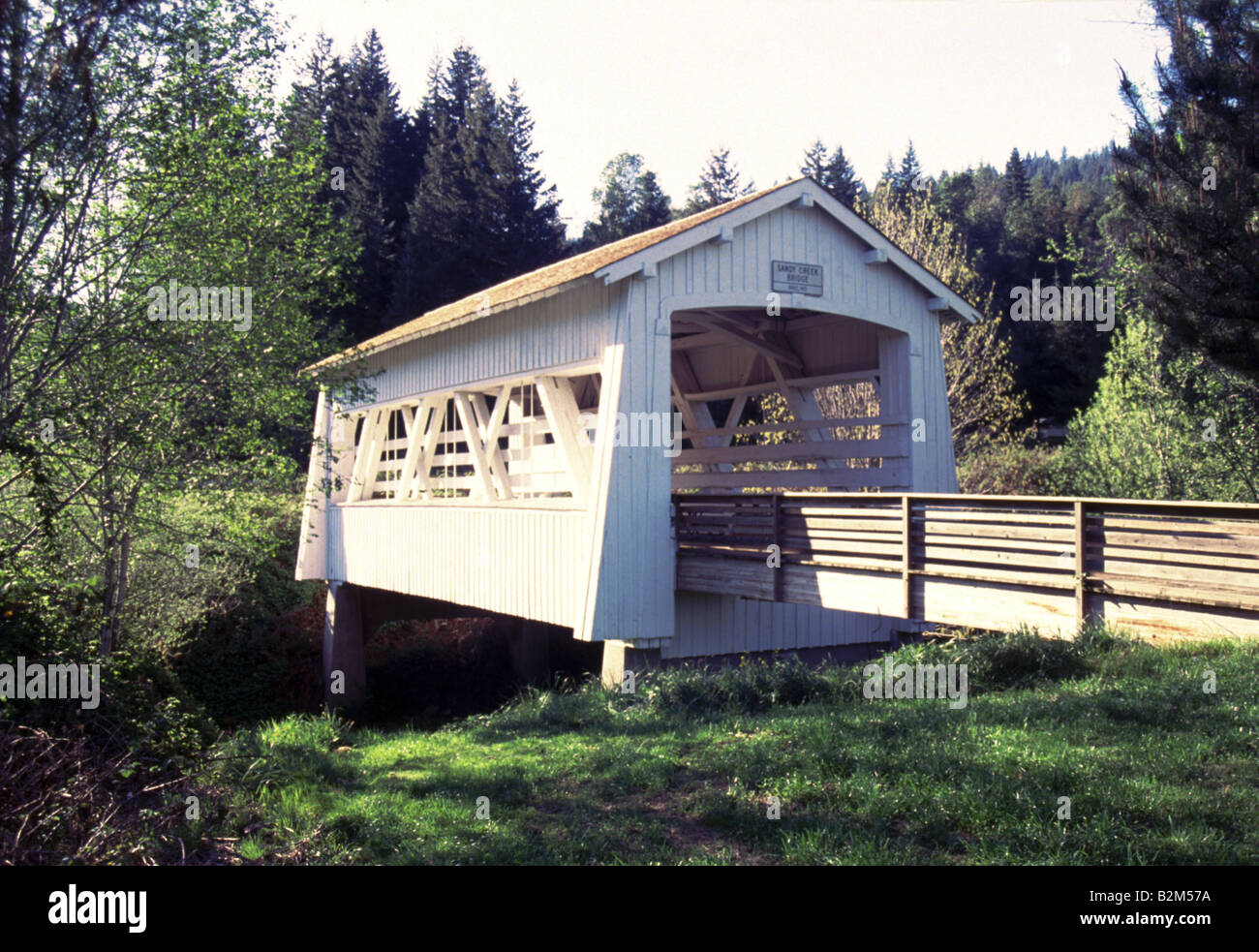 Sandy creek bridge hi-res stock photography and images - Alamy