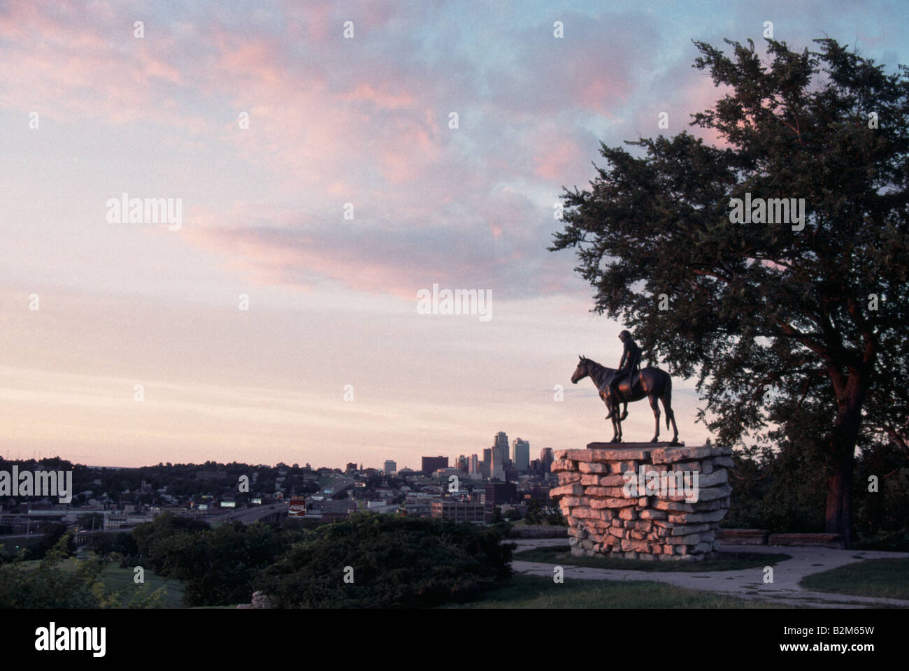 Native American Indian Sculpture and Kansas City Skyline Missouri ...