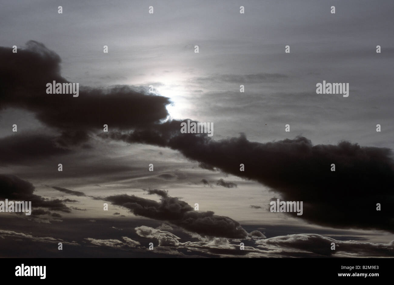 Colorless sky hi-res stock photography and images - Alamy