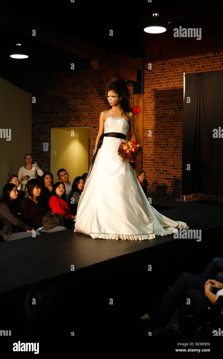 Fashion show for wedding hi-res stock photography and images - Alamy