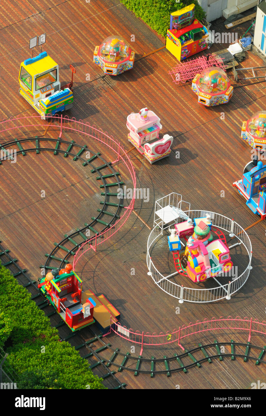 Rooftop playground at the Takashimaya department store (aerial ...