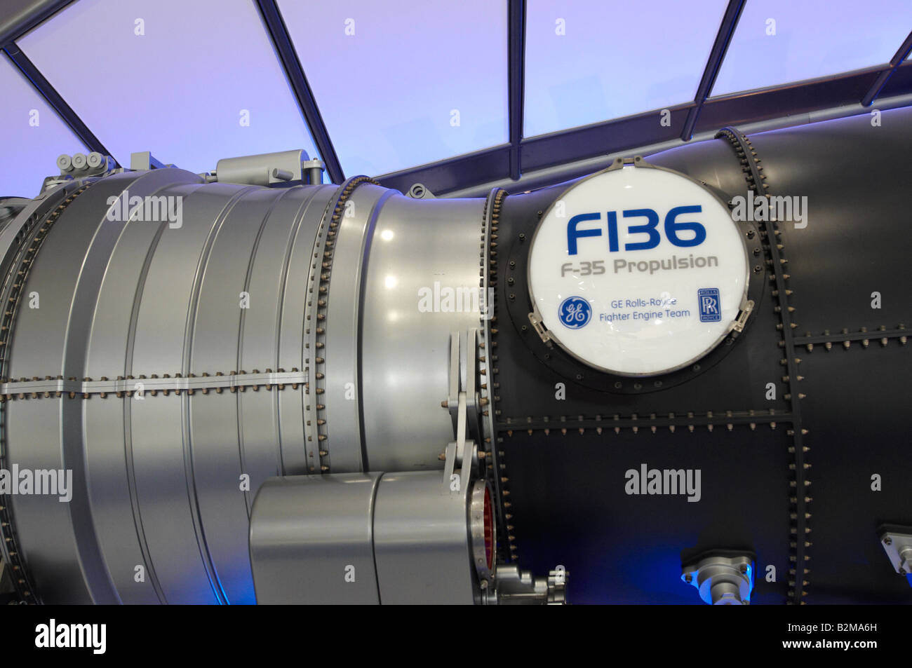 F-136 F-35 Propulsion Rolls Royce Engine Farnborough Air Show 2008 for ...