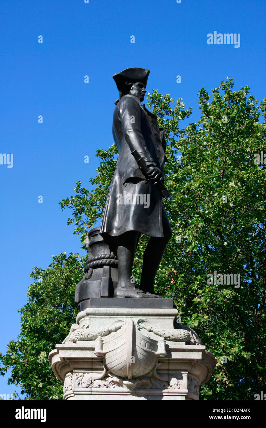 Statue of cook hi-res stock photography and images - Alamy