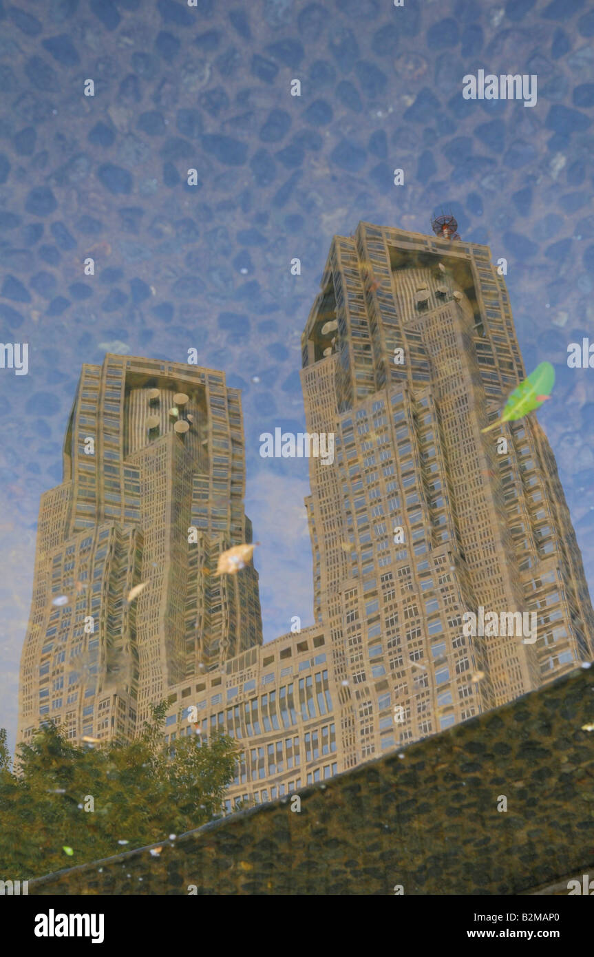 Tokyo City Hall Water Reflection Stock Photo - Alamy