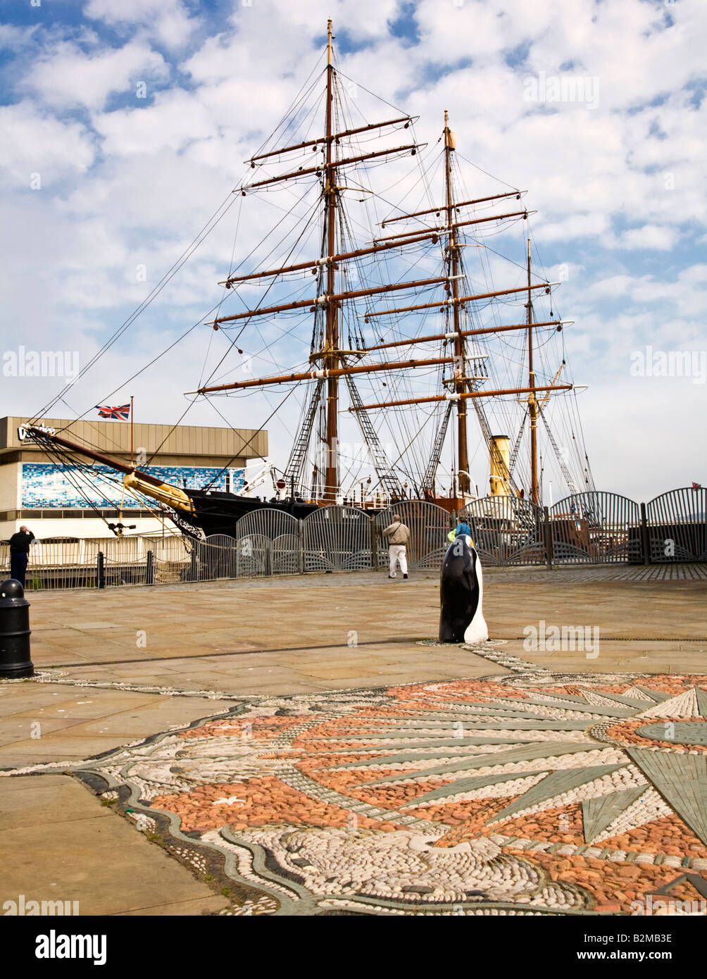 The RRS Discovery at Discovery Point, Dundee, Scotland Stock Photo - Alamy