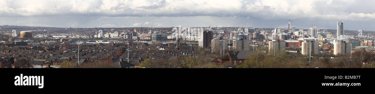 Panoramic view of leeds city centre hi-res stock photography and images ...