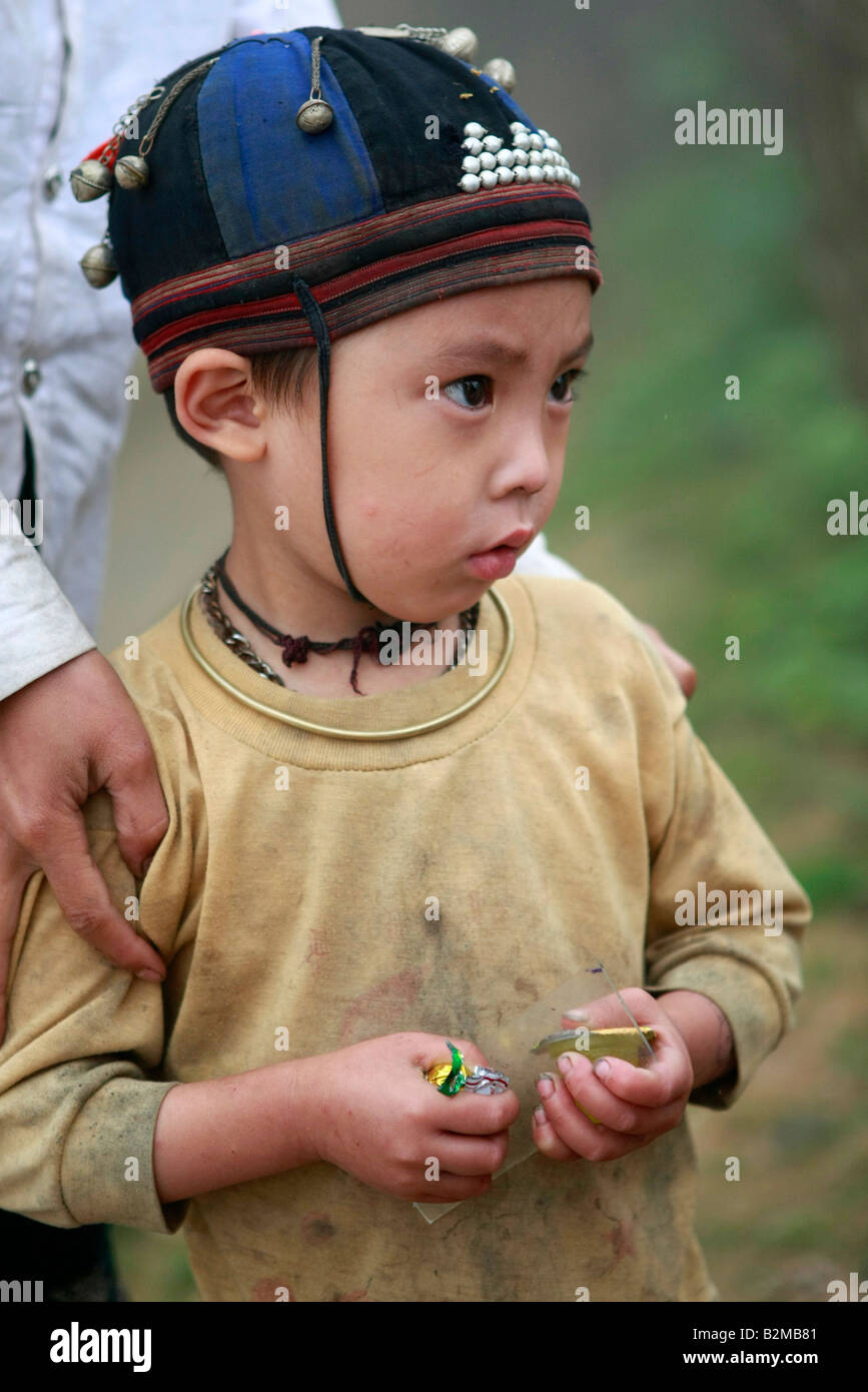 Dao kim hi-res stock photography and images - Alamy