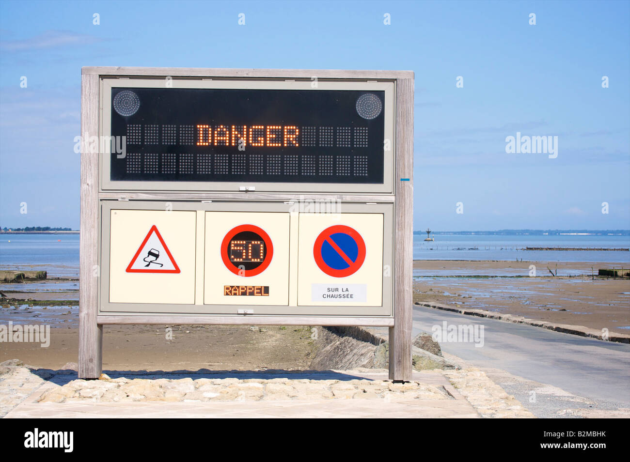 Sign Causeway High Resolution Stock Photography and Images - Alamy