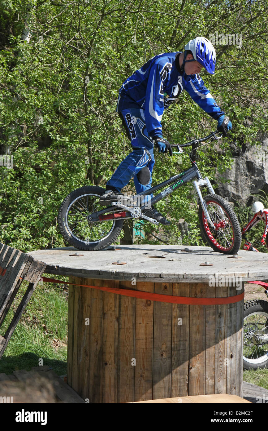 Young man on a BMX bike Stock Photo - Alamy