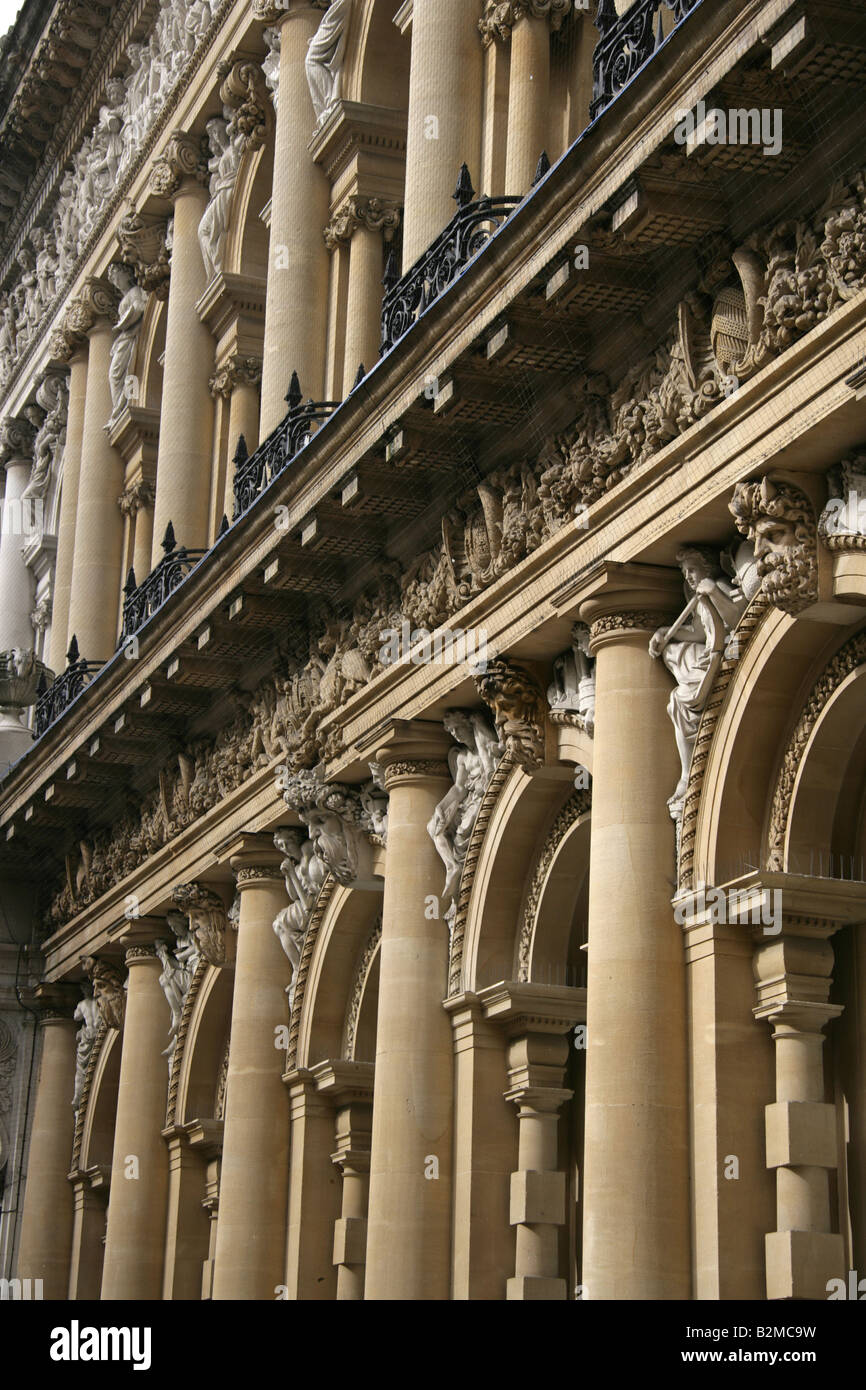 Frieze cornice hi-res stock photography and images - Alamy