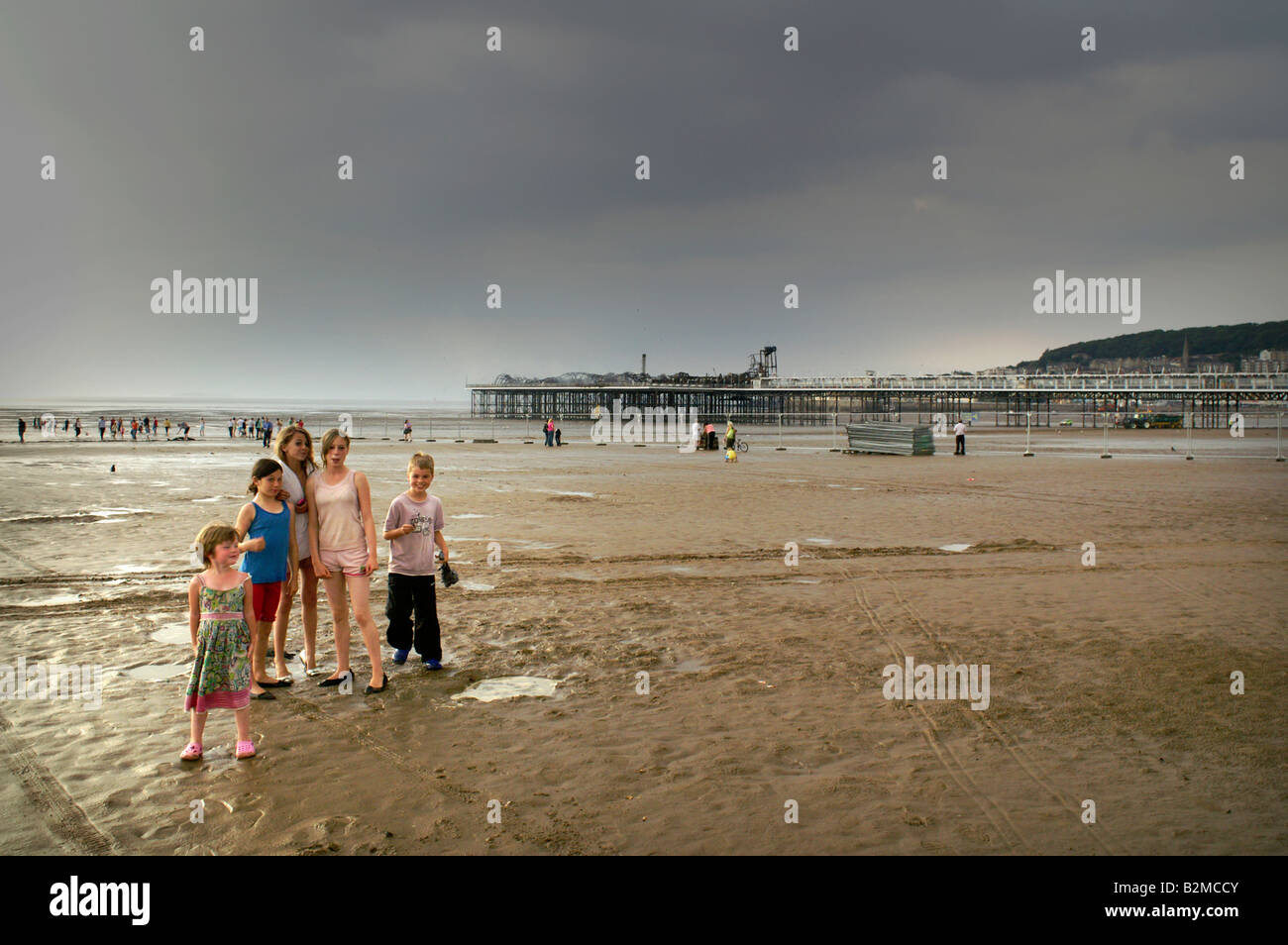 Weston super mare pier fire hi-res stock photography and images - Alamy