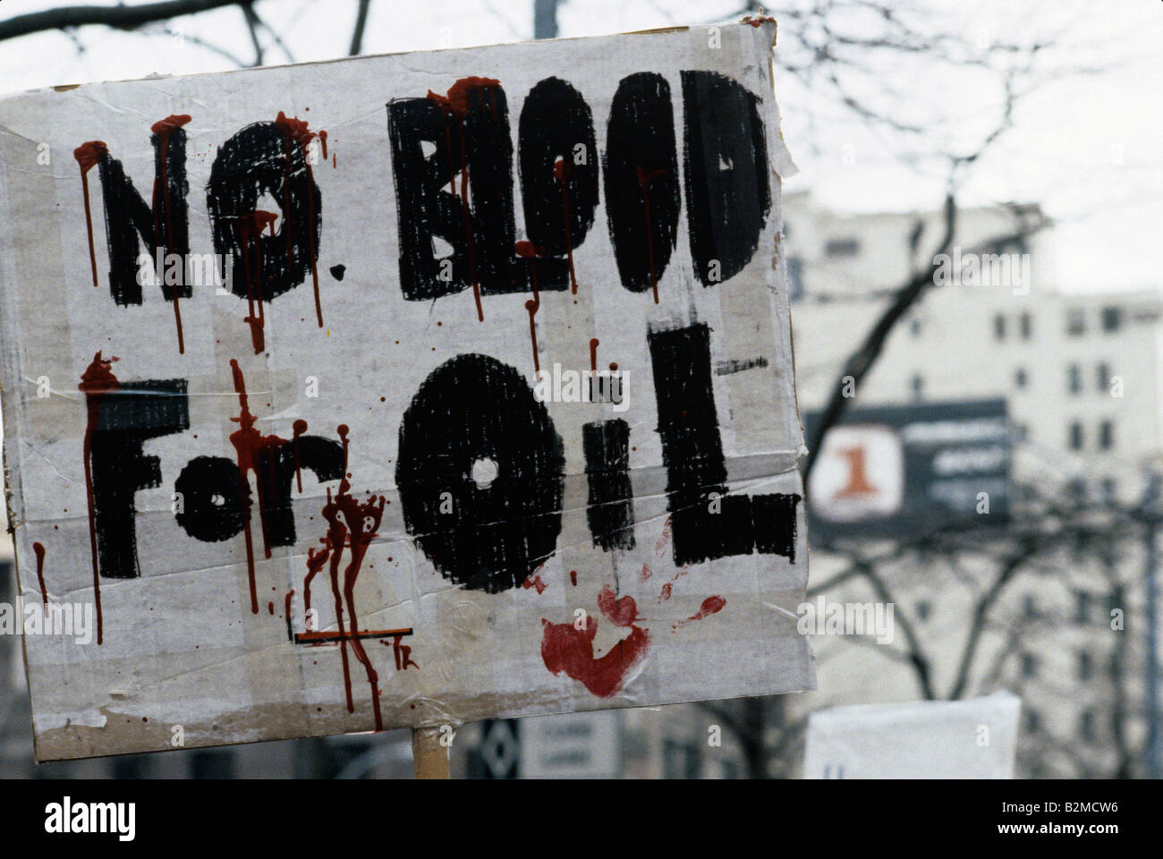 War protesters at the Federal Building in downtown Seattle Seattle ...